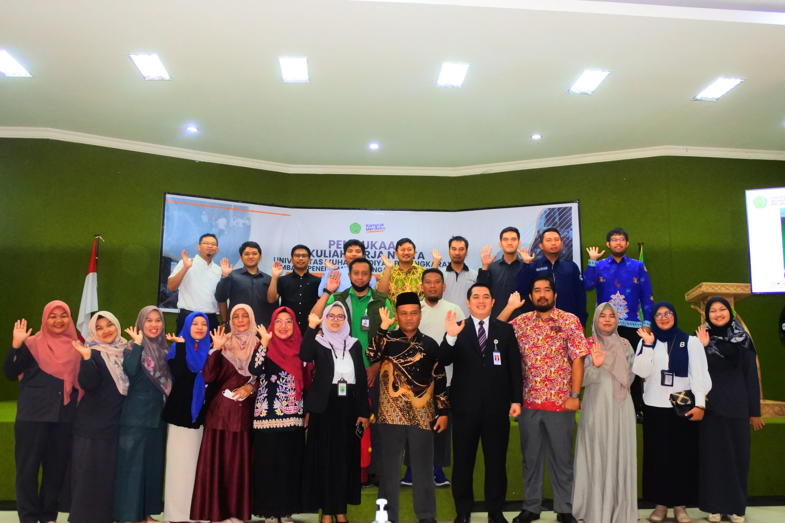 Bersinergi Tingkatkan Perekonomian Daerah, UMPR dan Bank Kalteng Tandatangi Perjanjian Kerjasama ...